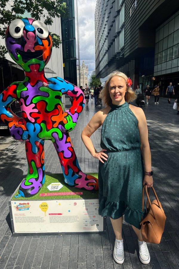 Apart Together- Morph In London - Claire Justine